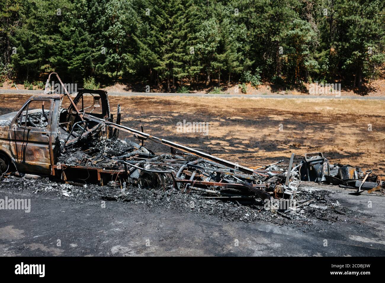 Burned out truck hi-res stock photography and images - Alamy
