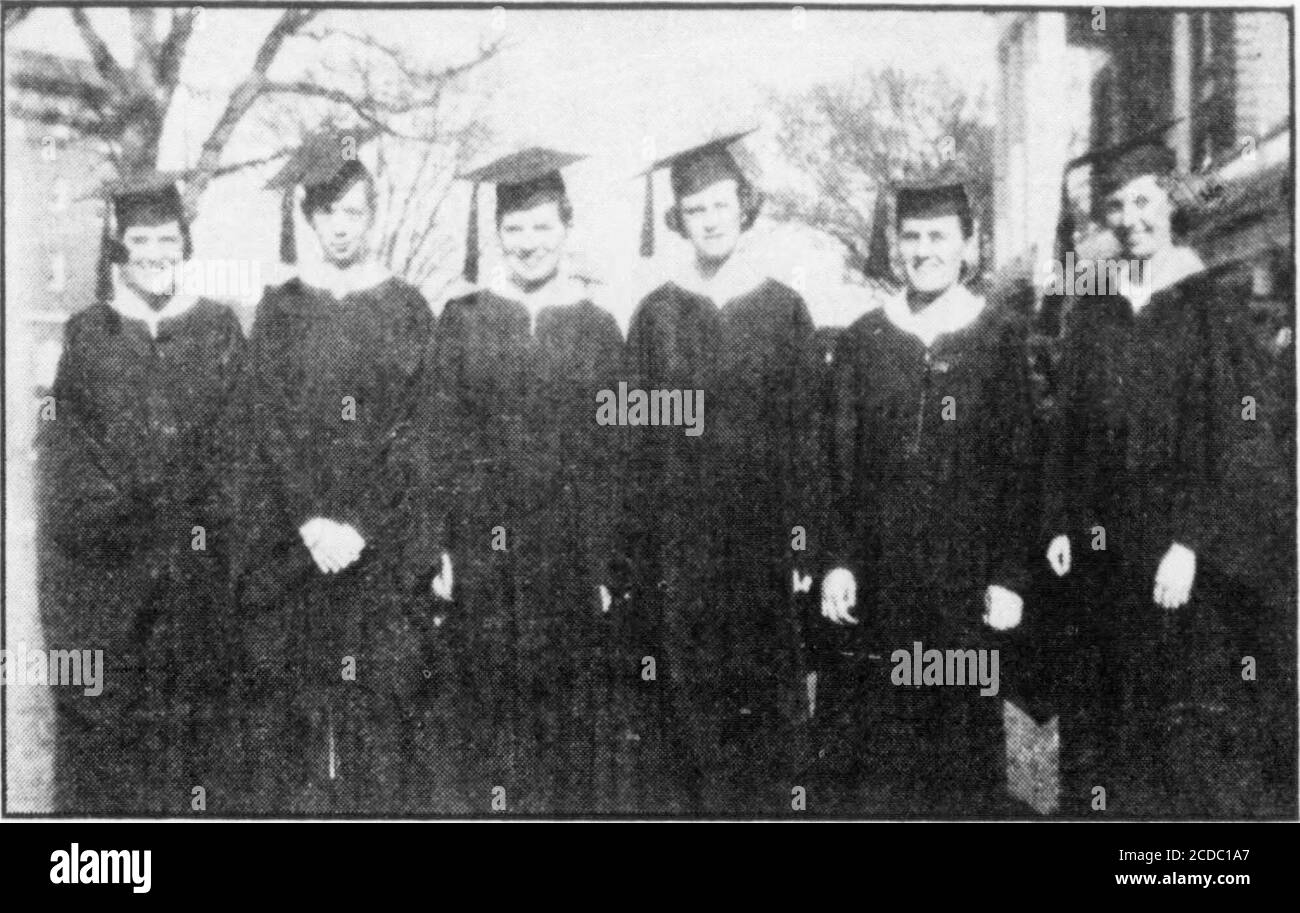 . The Rotunda . way. Edith Tatum THE ROTUNDA, WEDNESDAY. MAY 3, 1933 ...