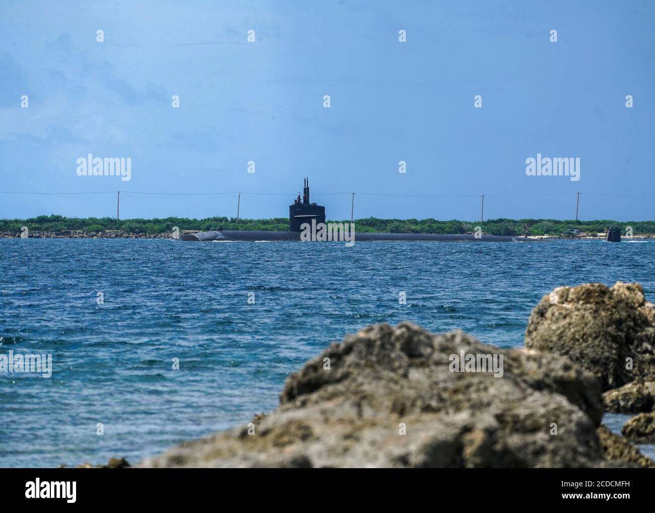 APRA HARBOR, Guam (August 10, 2020) The Los Angeles-class fast-attack ...