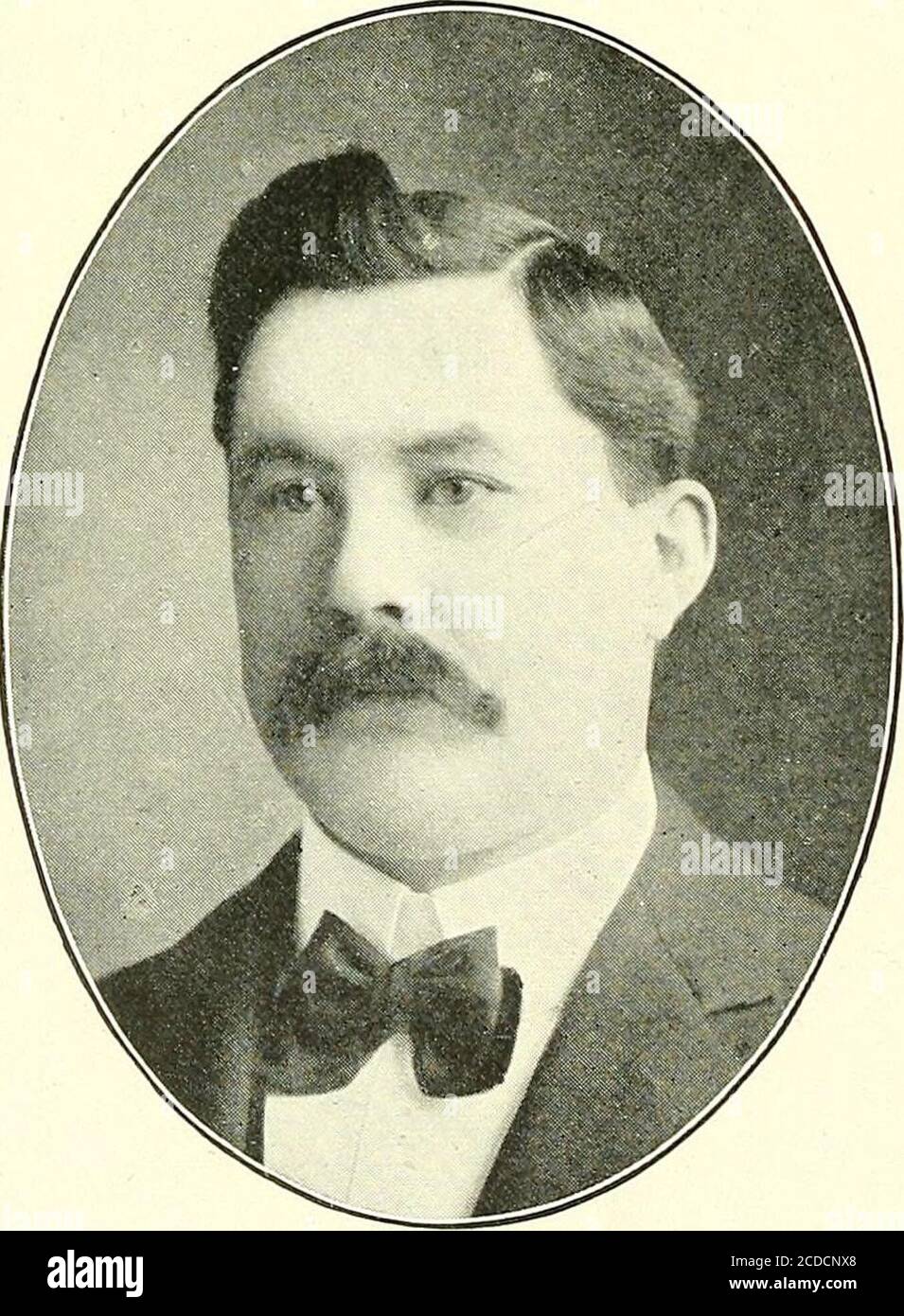 . Men of Minnesota; a collection of the portraits of men prominent in ...