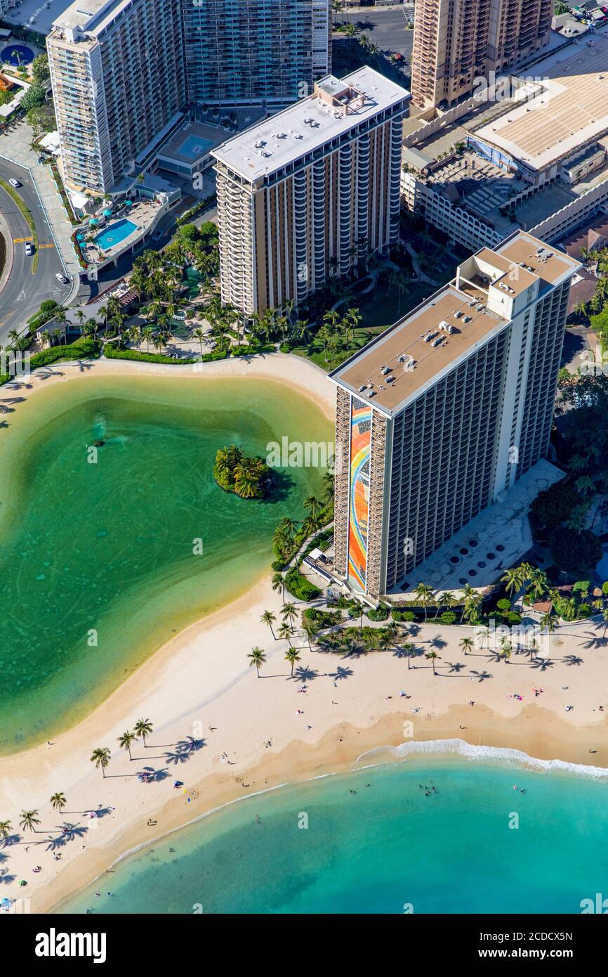 Hilton Hawaiian Village, Waikiki Beach, Honolulu, Oahu, Hawaii, USA Stock Photo - Alamy
