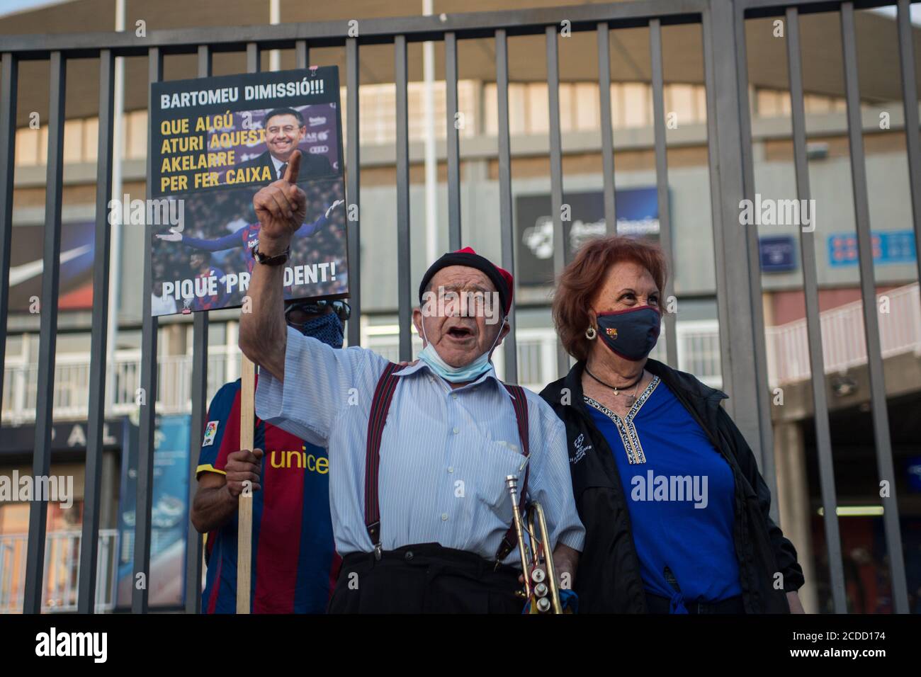 Lionel messi mask hi-res stock photography and images - Alamy