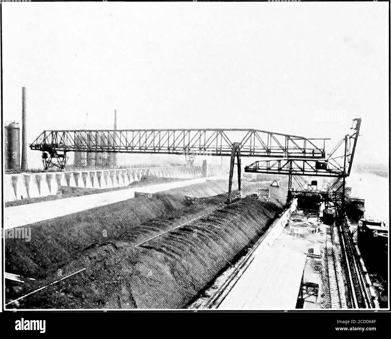 Heavy loads of ore Black and White Stock Photos & Images - Alamy