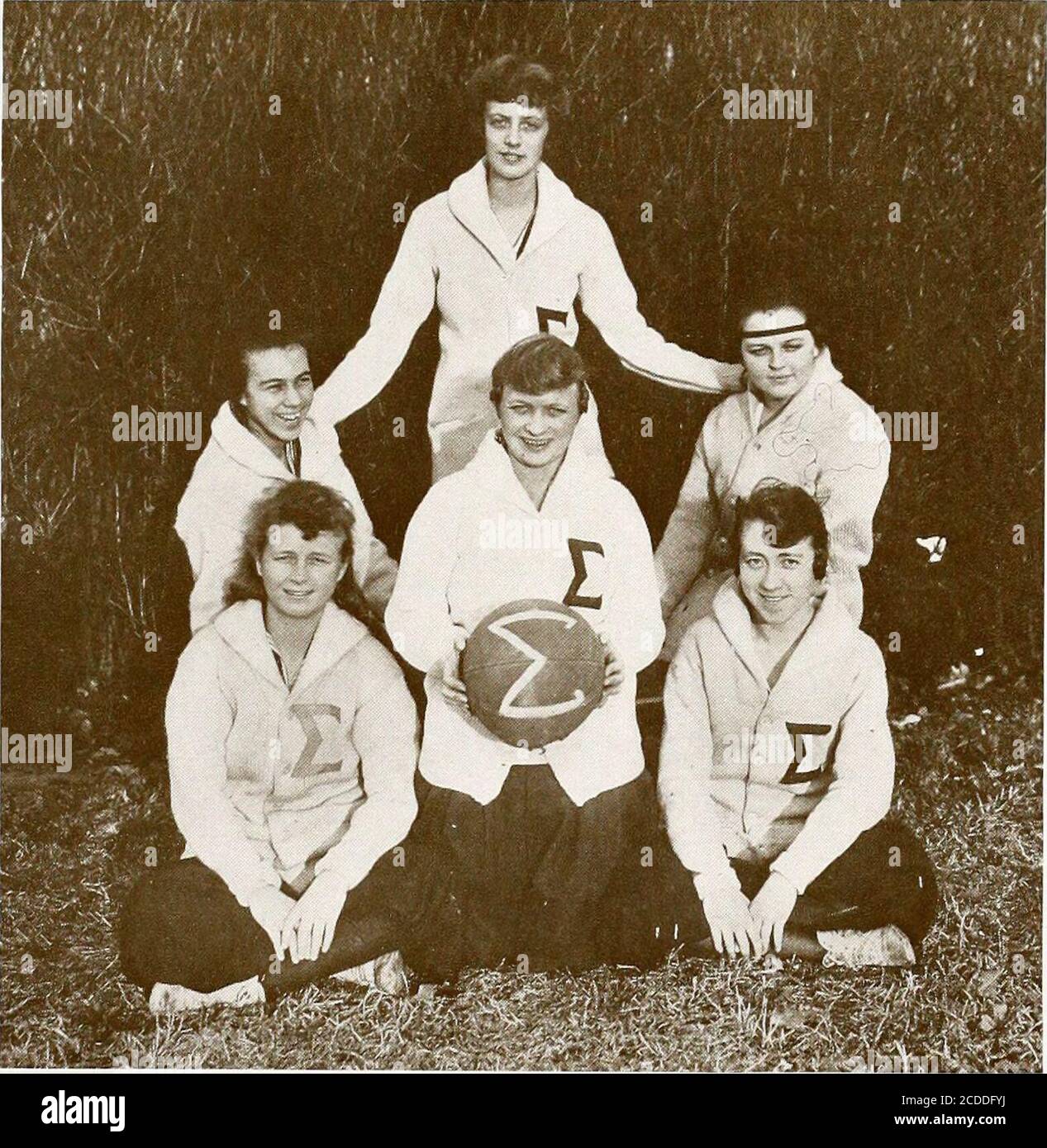 Lucy muse hi-res stock photography and images - Alamy