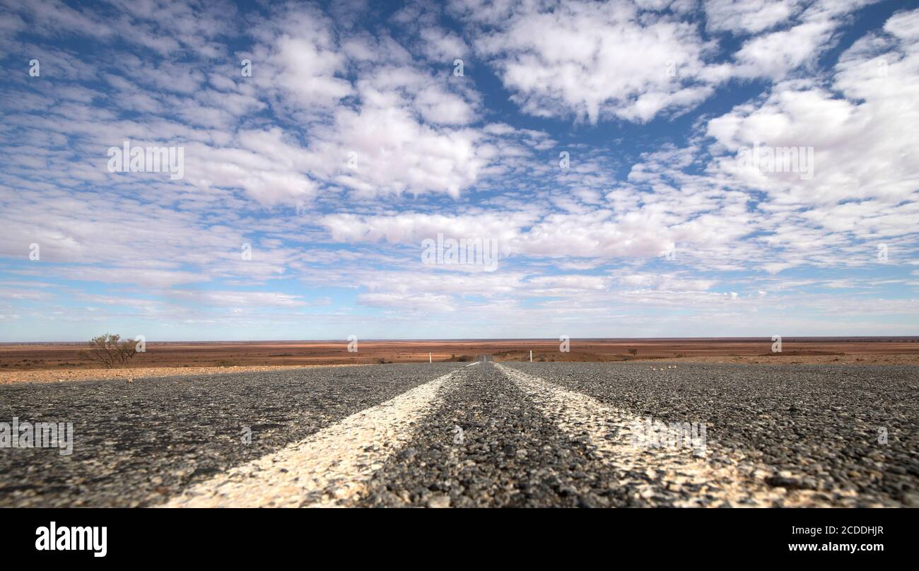 The road ahead. An empty outback Australian highway Stock Photo - Alamy