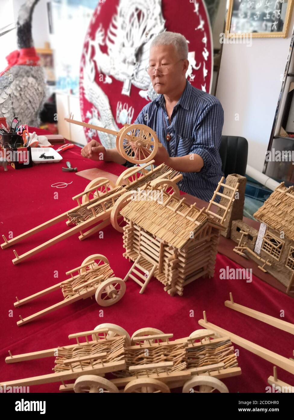 Daur people hi-res stock photography and images - Alamy