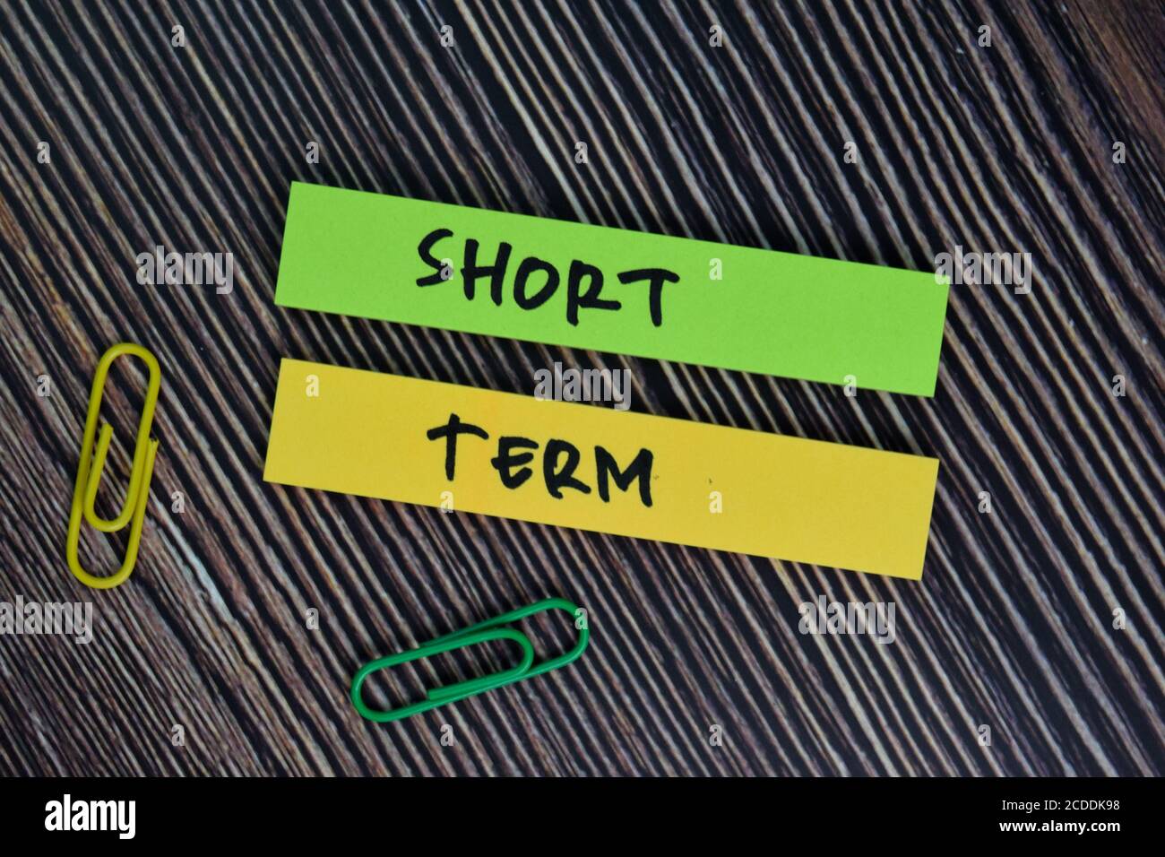 Short Term text on sticky notes isolated on office desk Stock Photo - Alamy