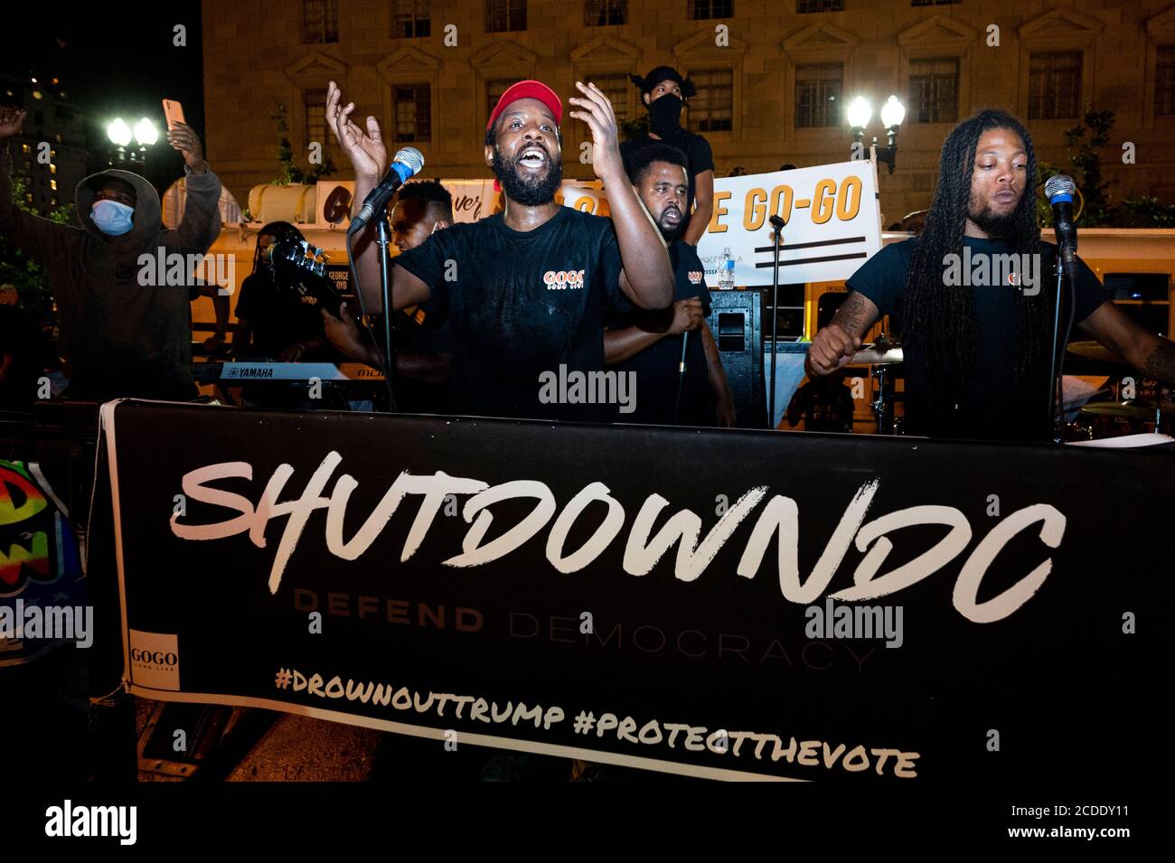 Gogo concert dc hi-res stock photography and images - Alamy