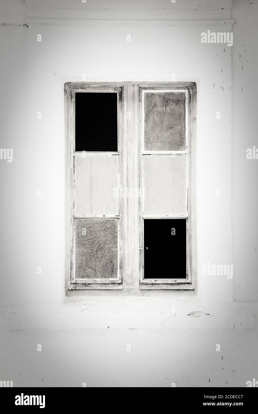 Looking through broken window hi-res stock photography and images - Alamy