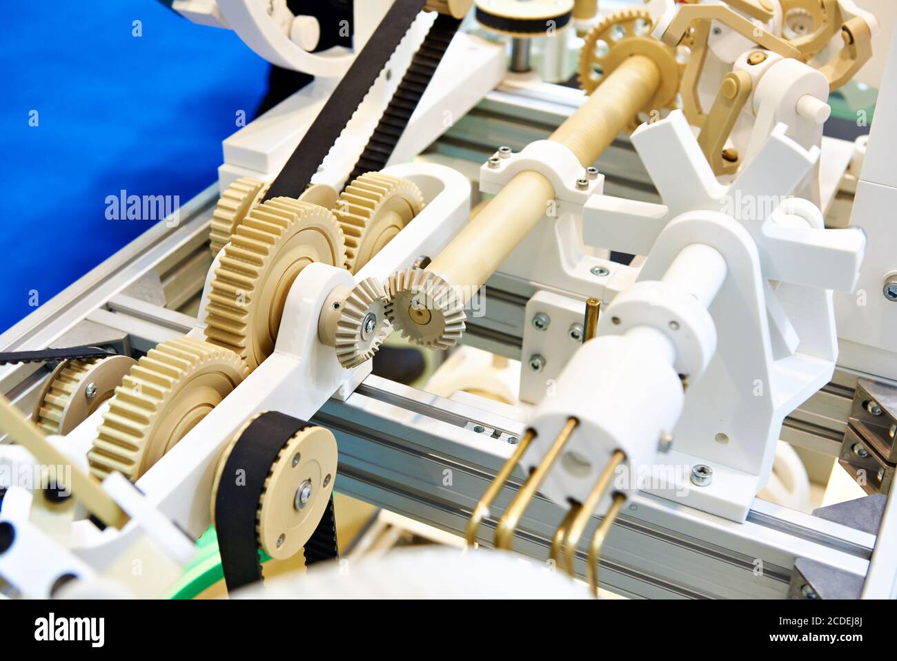 Mechanical wooden model hi-res stock photography and images - Alamy