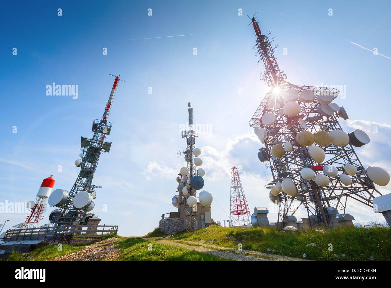 Cellular stations hi-res stock photography and images - Alamy