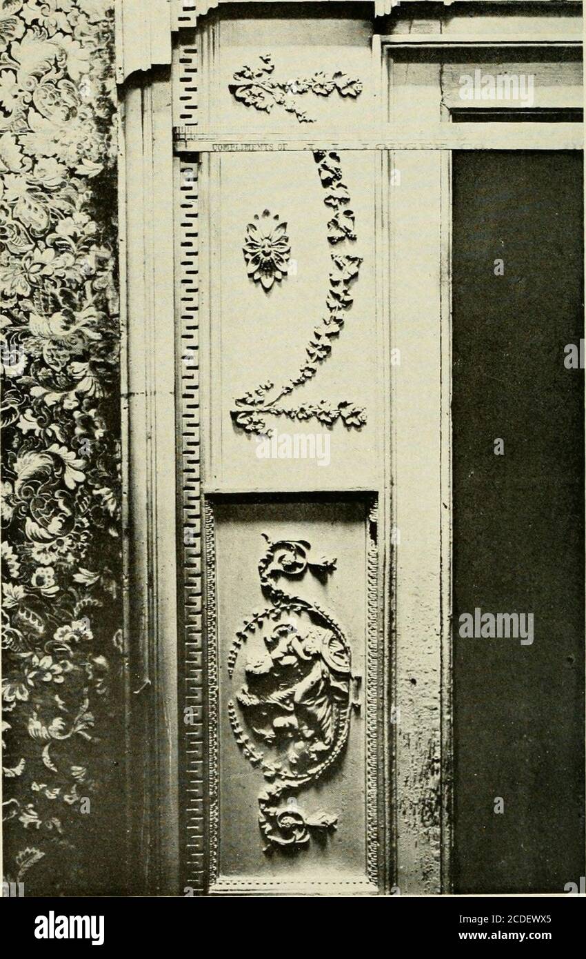 Reeded pilasters hi-res stock photography and images - Alamy