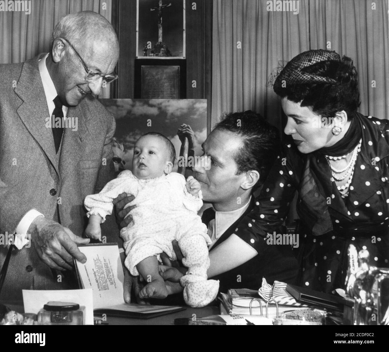 CECIL B. DeMILLE baby FRASER CLARKE HESTON and his parents CHARLTON ...