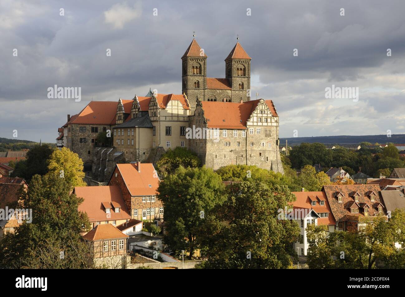 Castle and collegiate church in Quedlinburg Stock Photo - Alamy