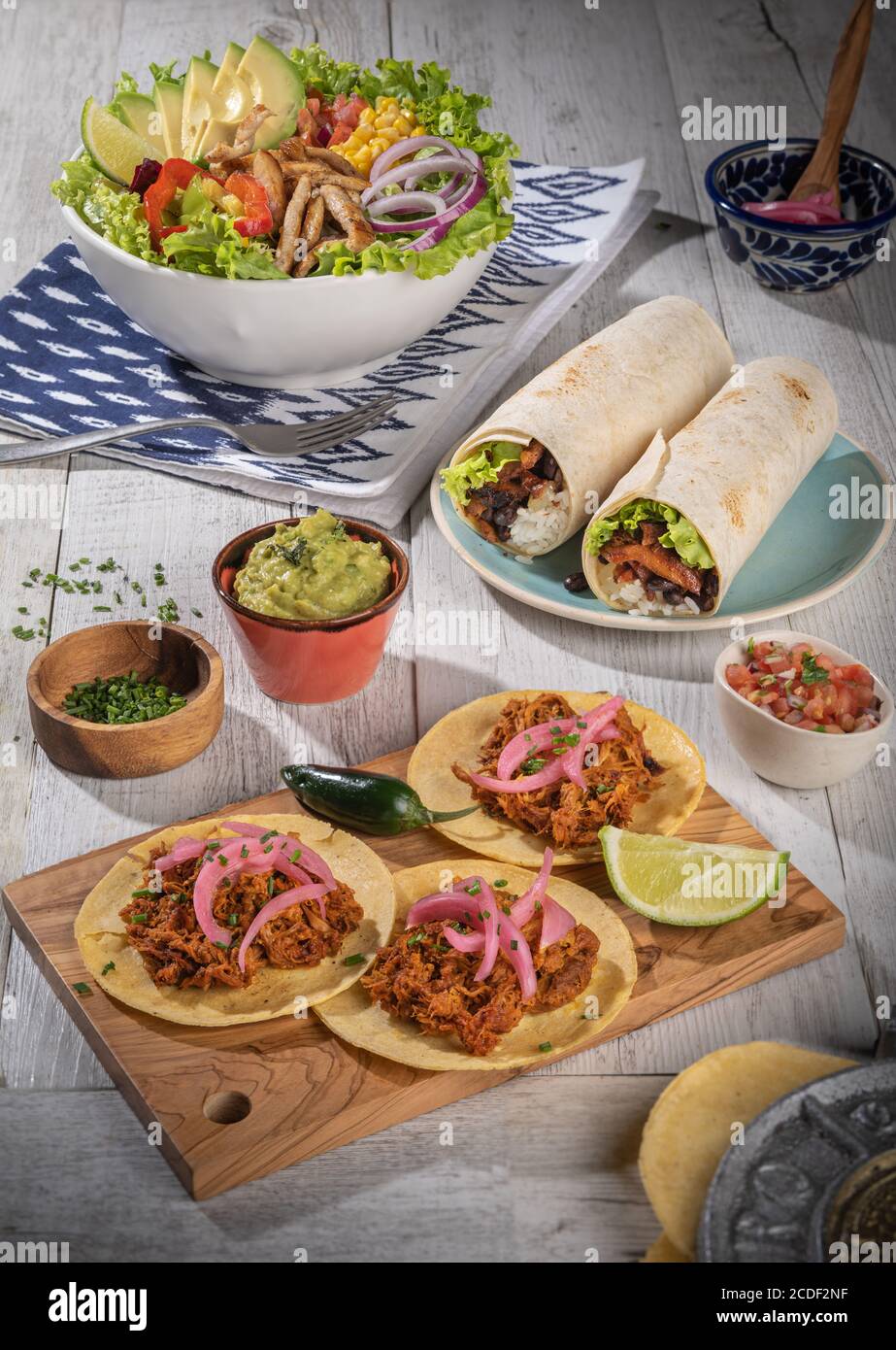 Tortilla mexicana tradicional hi-res stock photography and images - Alamy