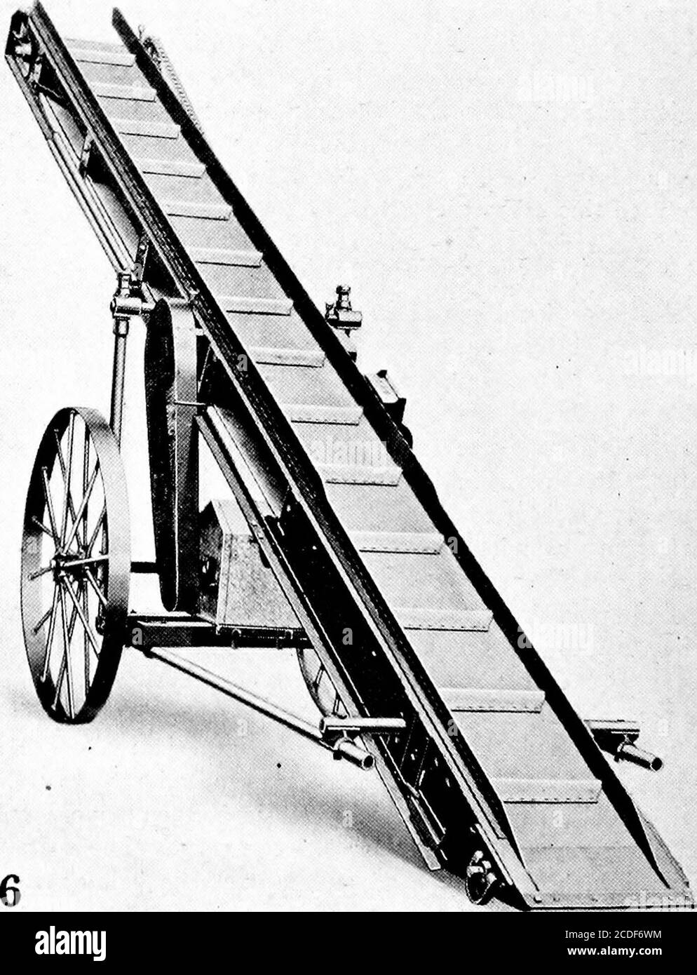 Wheel type loader Black and White Stock Photos & Images - Alamy