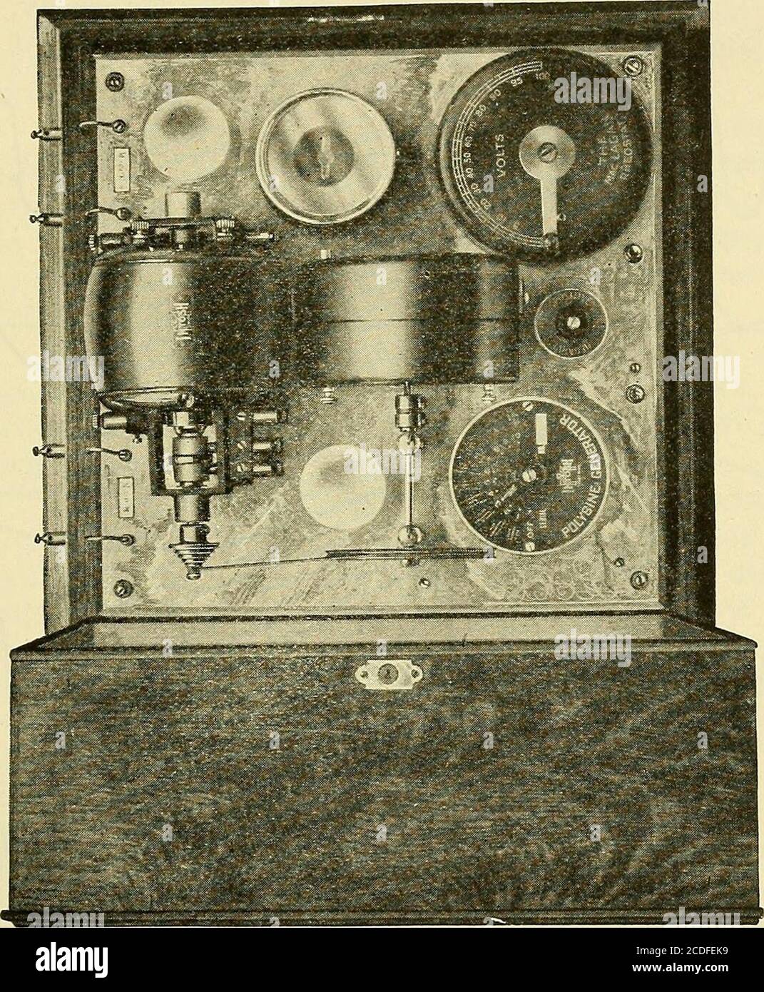 Sine wave generator hi-res stock photography and images - Alamy