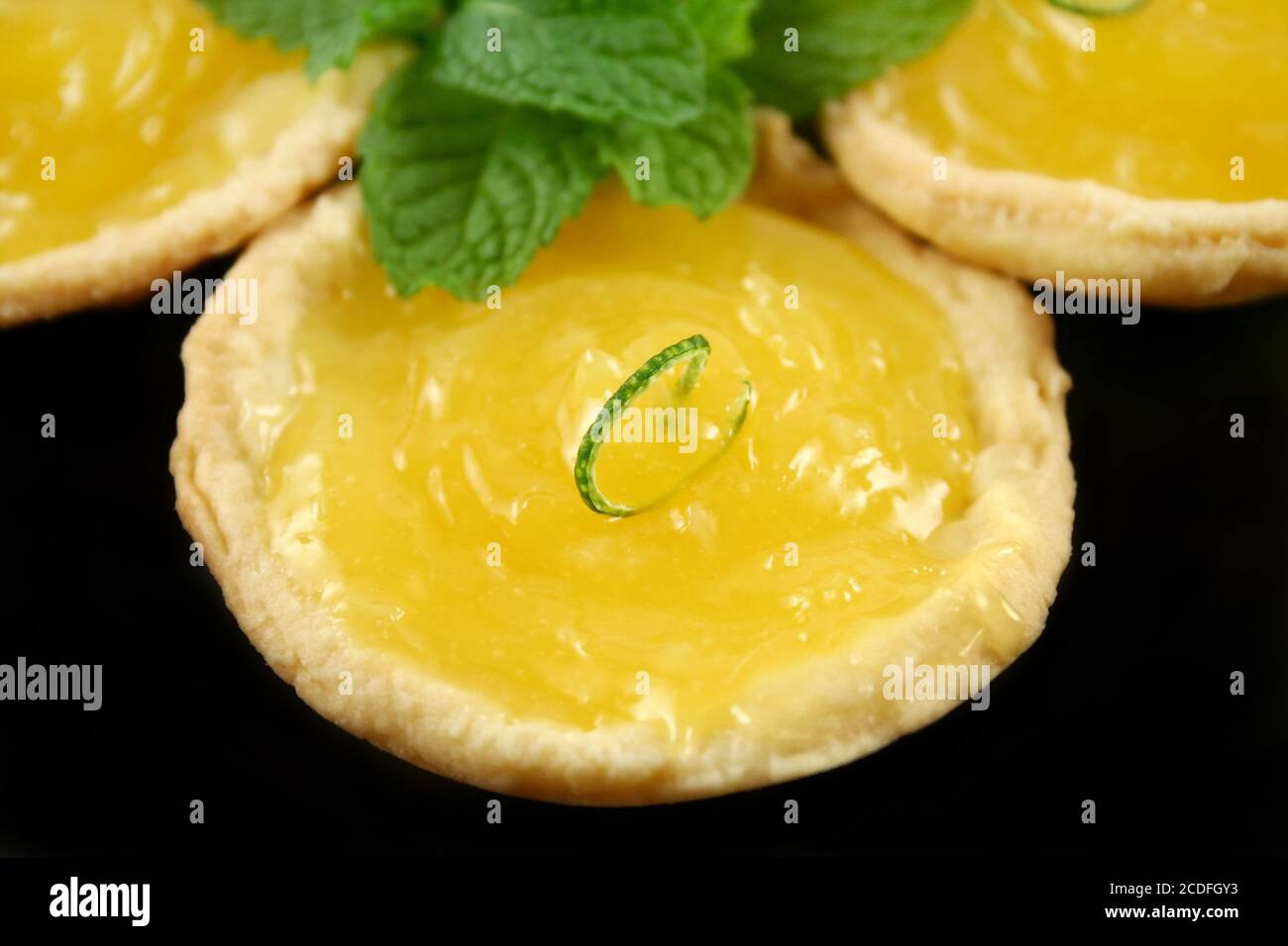 Crisp tarts hi-res stock photography and images - Alamy
