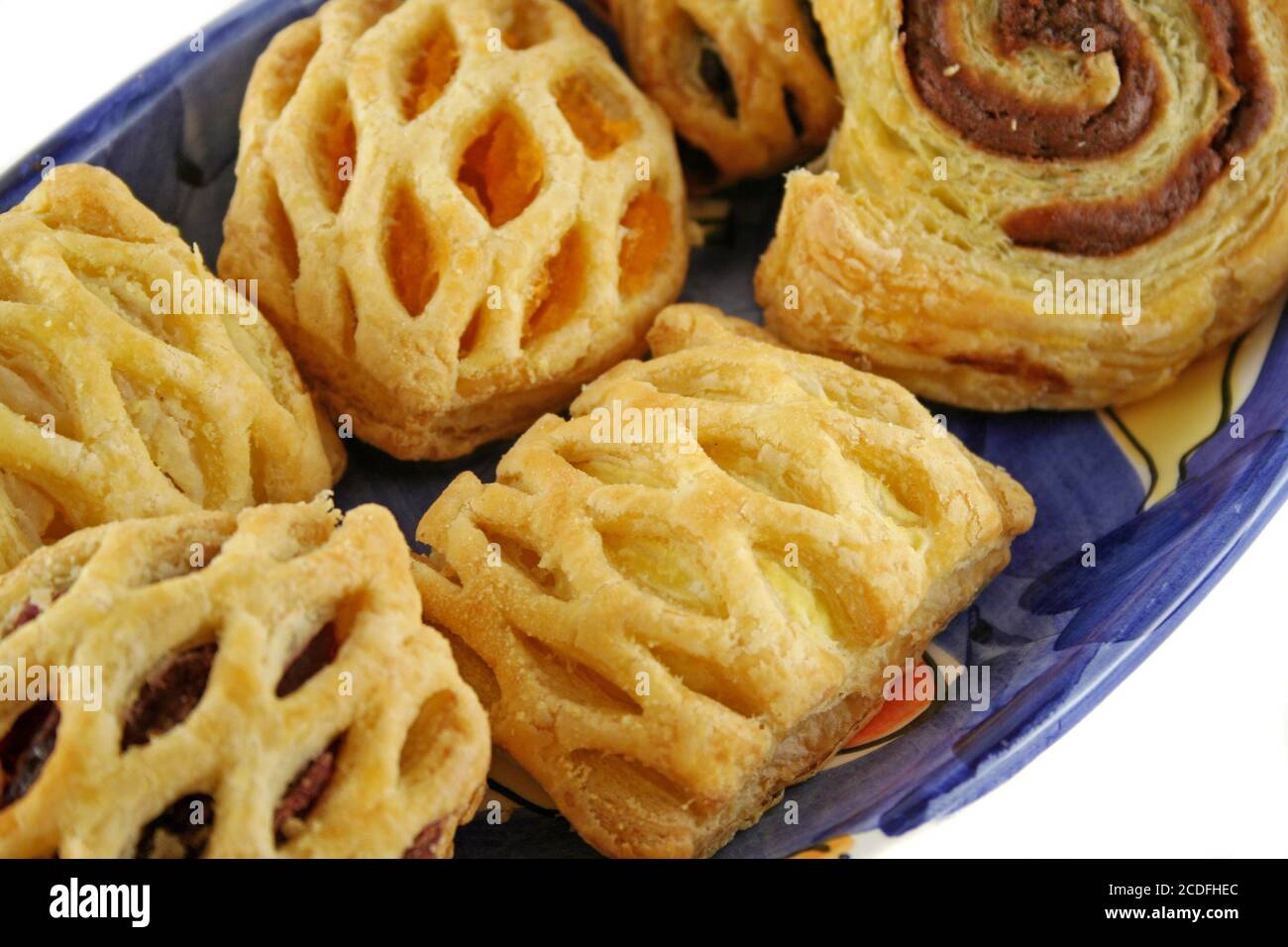 Apricot danish pastry hi-res stock photography and images - Alamy