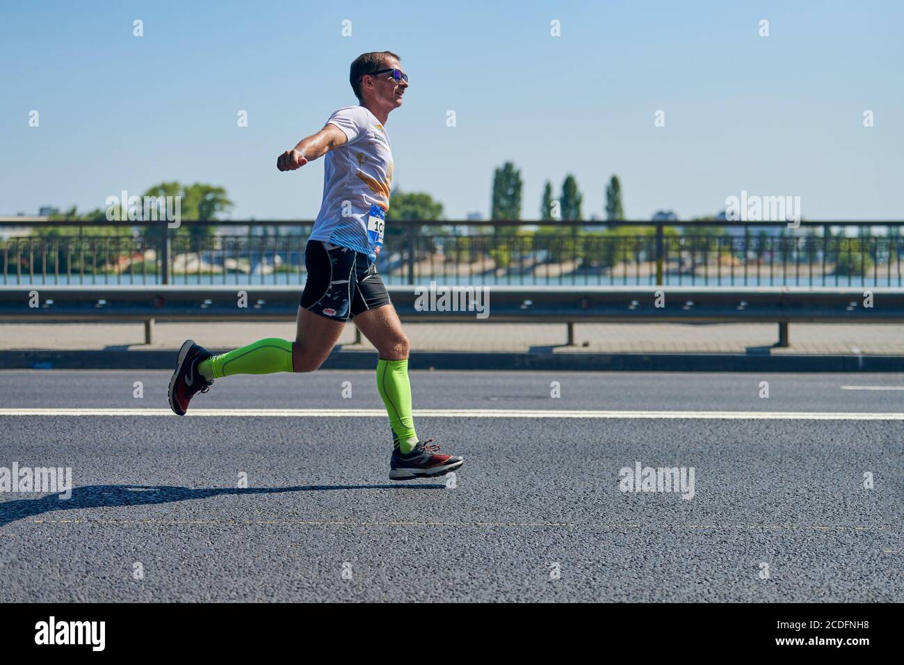 Chafing exercise hi-res stock photography and images - Alamy
