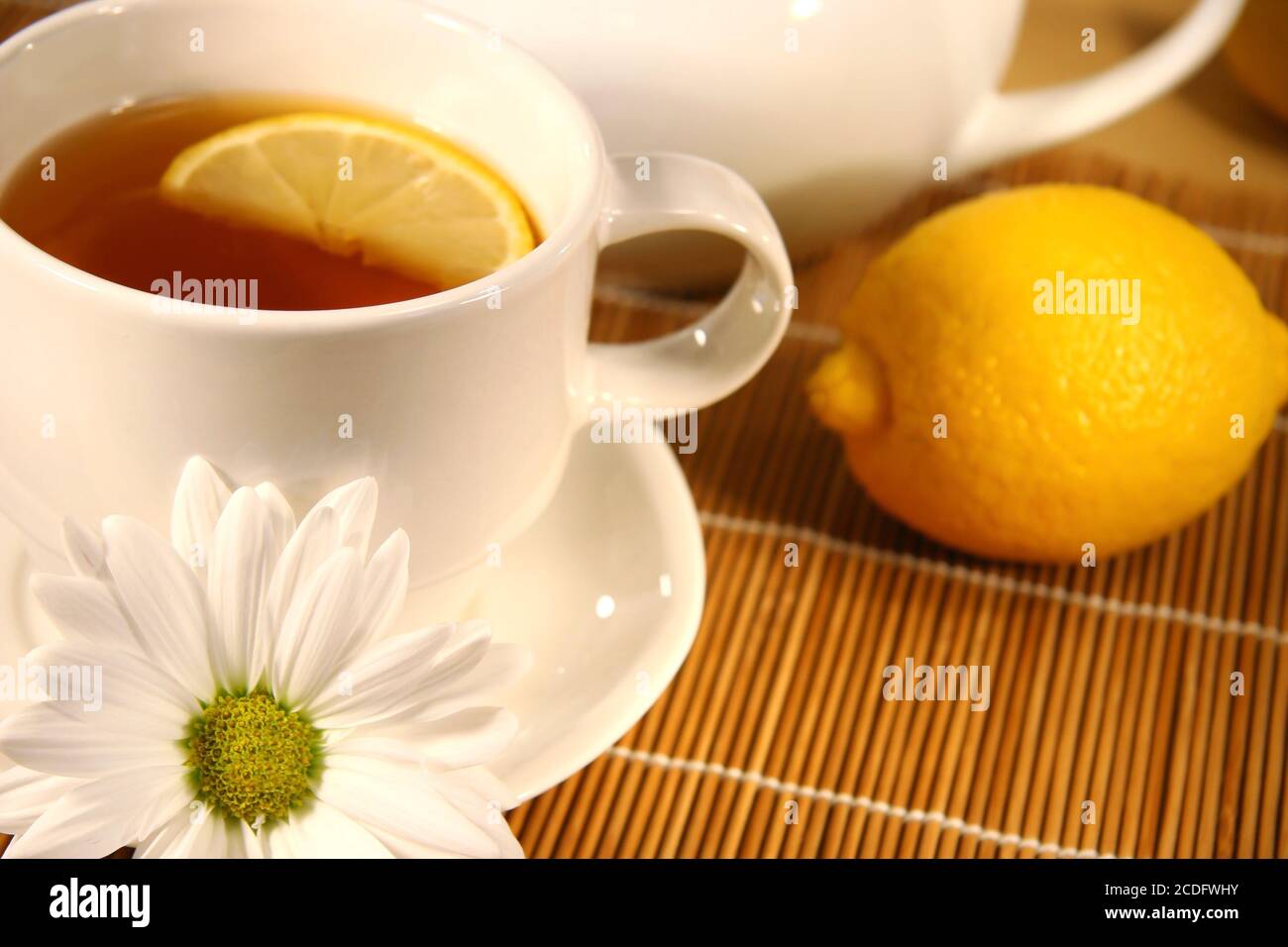 Tea and lemon slice Stock Photo - Alamy