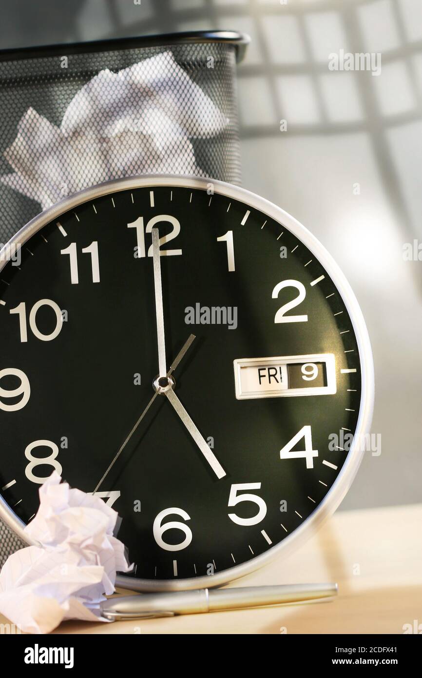 End of work day Stock Photo - Alamy