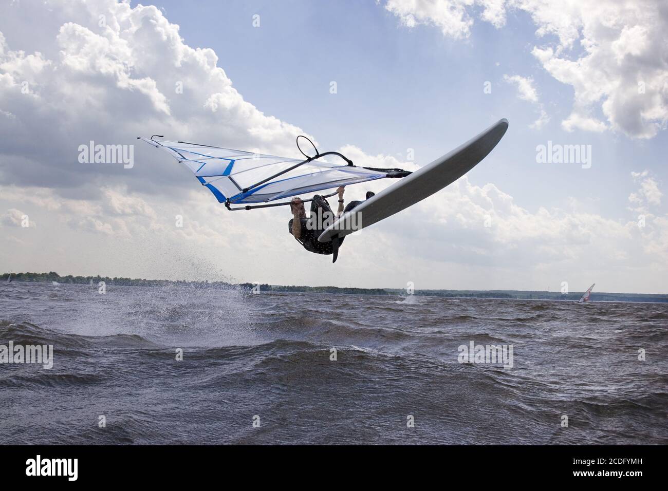 Landing kite hi-res stock photography and images - Alamy