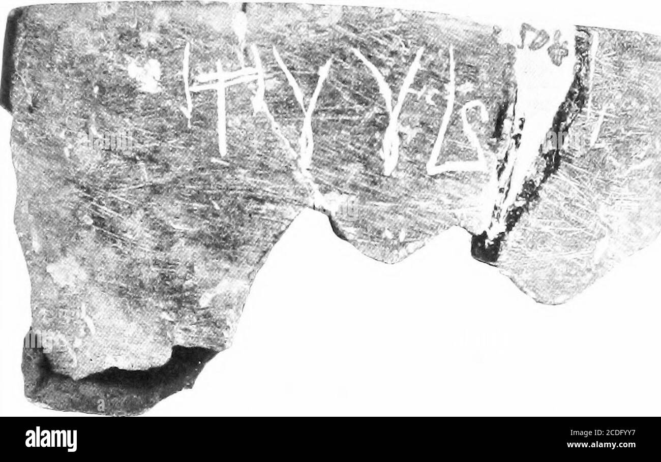 Cretan script linear hi-res stock photography and images - Alamy