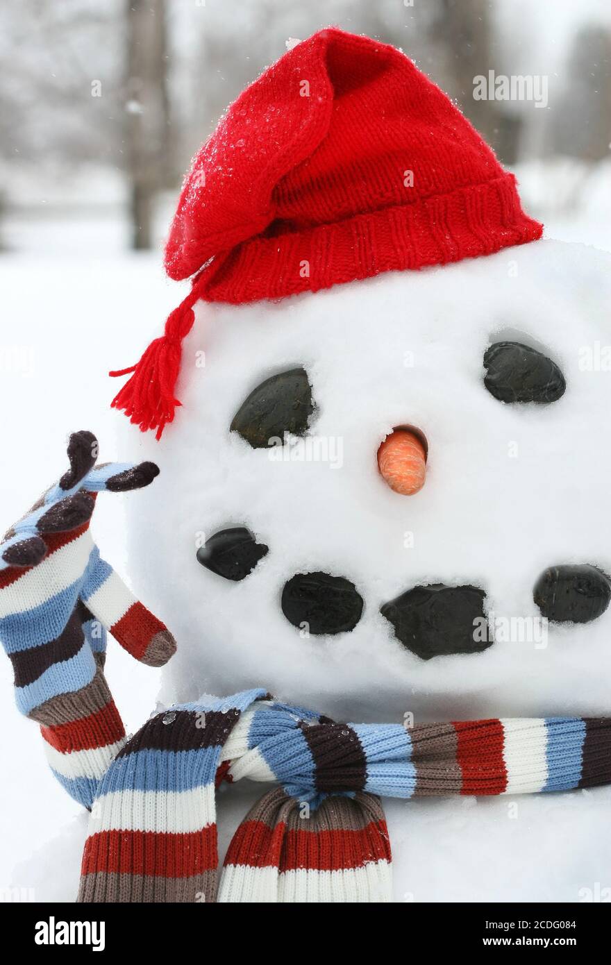 Smiley face snowman Stock Photo - Alamy