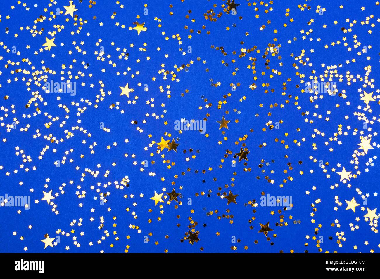 Blue confetti new year hi-res stock photography and images - Alamy