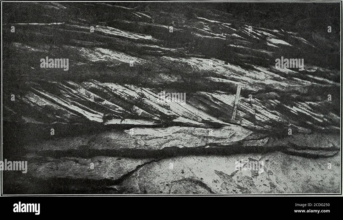 Prominent limestone feature hi-res stock photography and images - Alamy