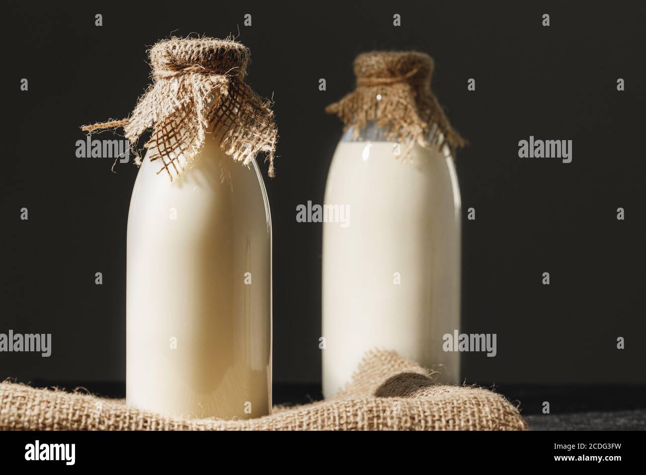 White caps milk hi-res stock photography and images - Alamy