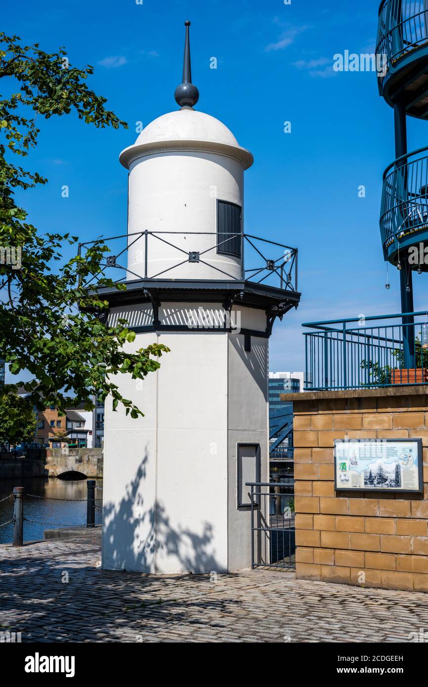 Leith harbour hi-res stock photography and images - Alamy