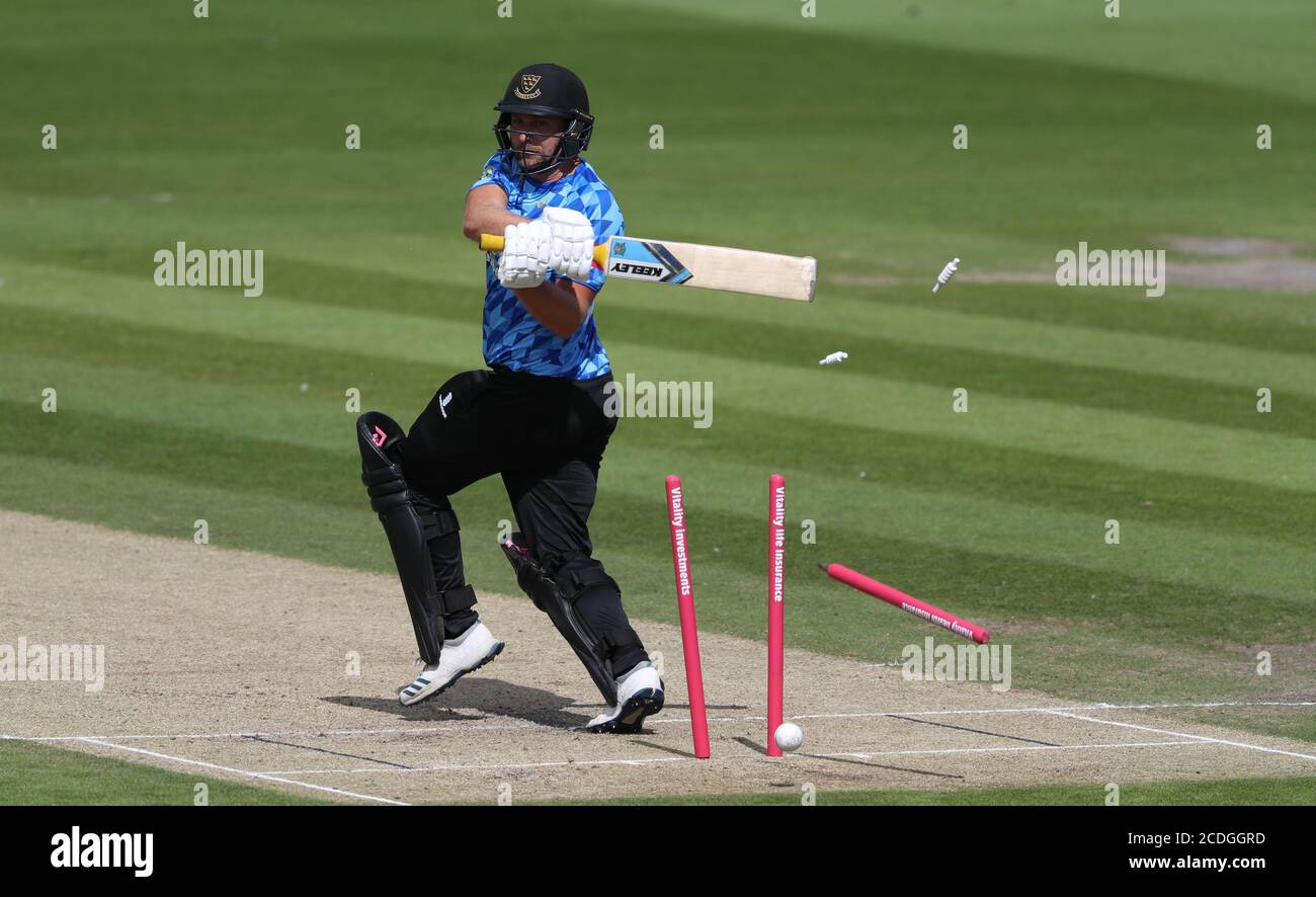 Action bails flying stump hi-res stock photography and images - Alamy
