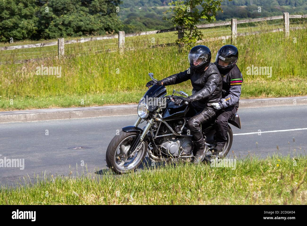 Big v twin roadsters hi-res stock photography and images - Alamy