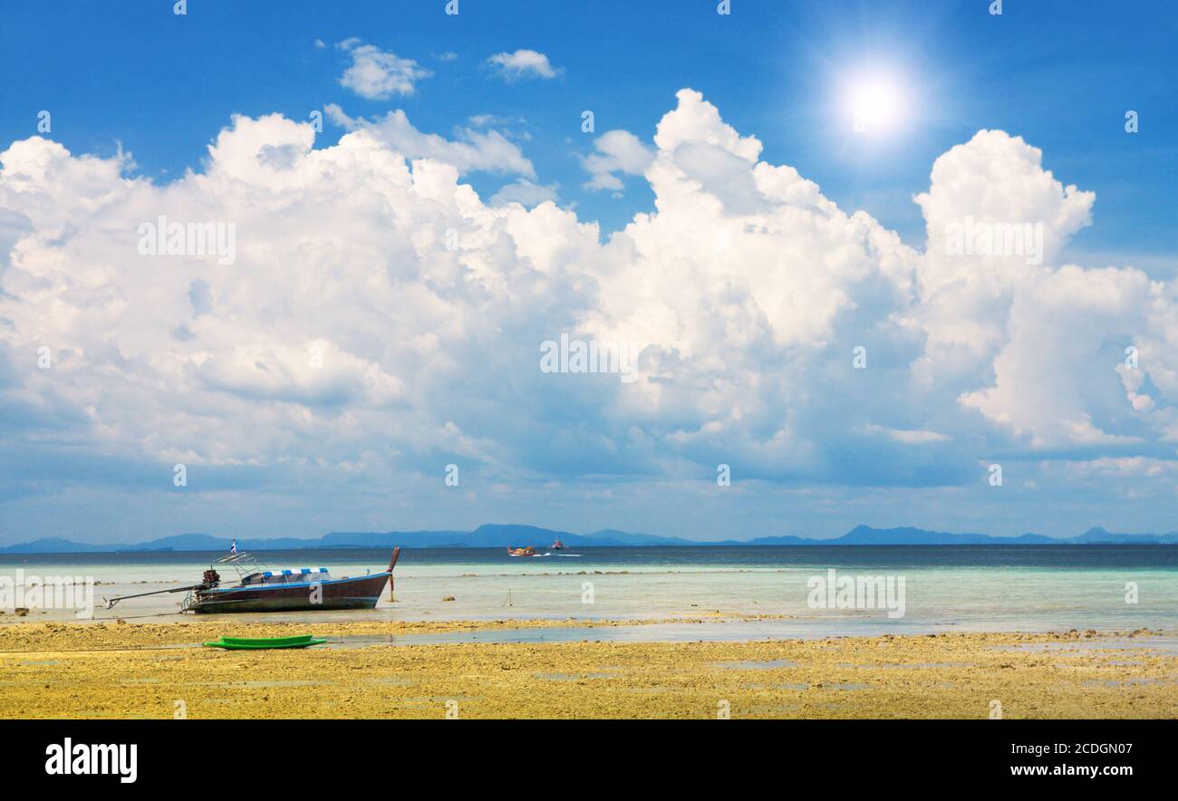 Low boat hi-res stock photography and images - Alamy