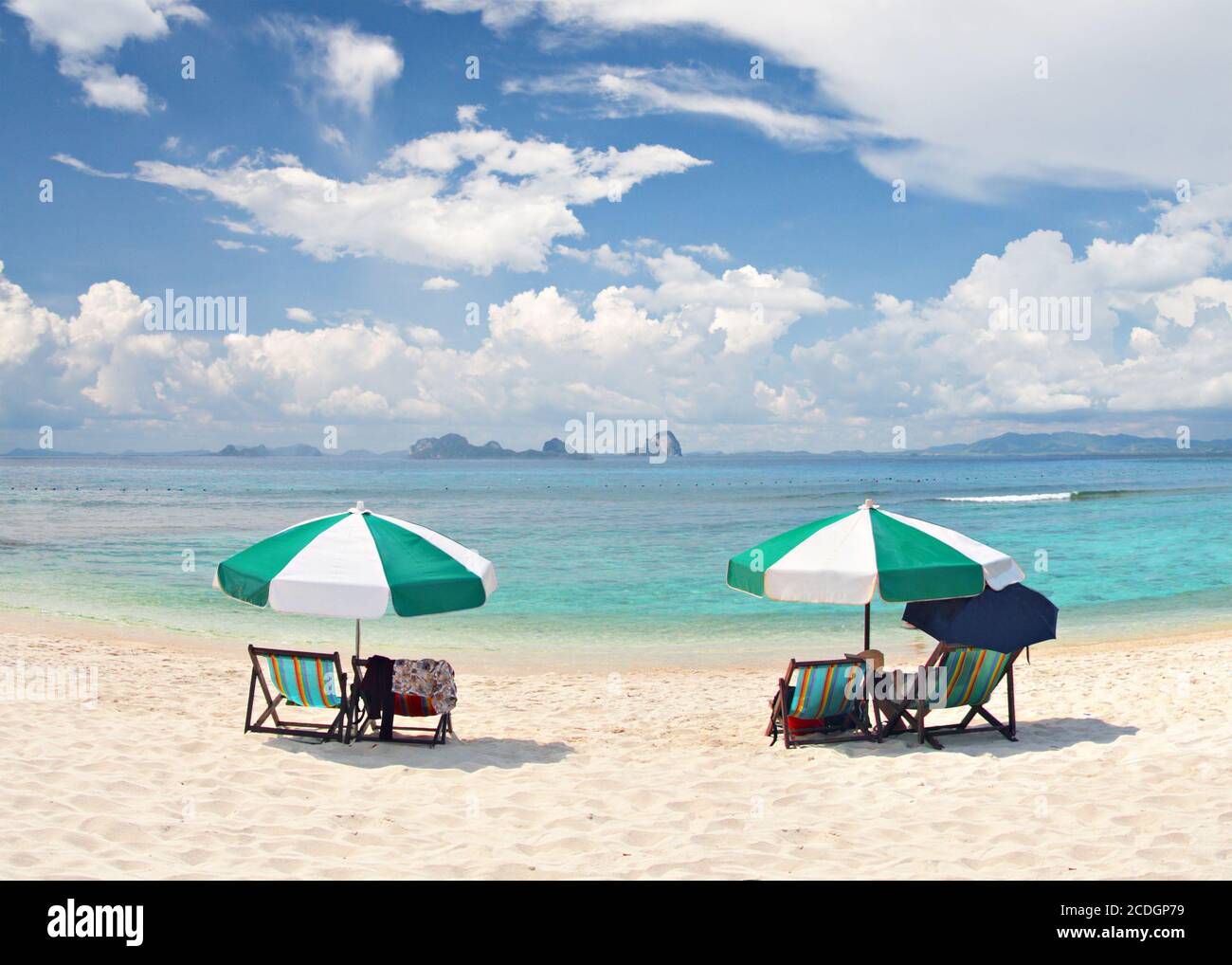 Beautiful tropical pacific coast hi-res stock photography and images ...