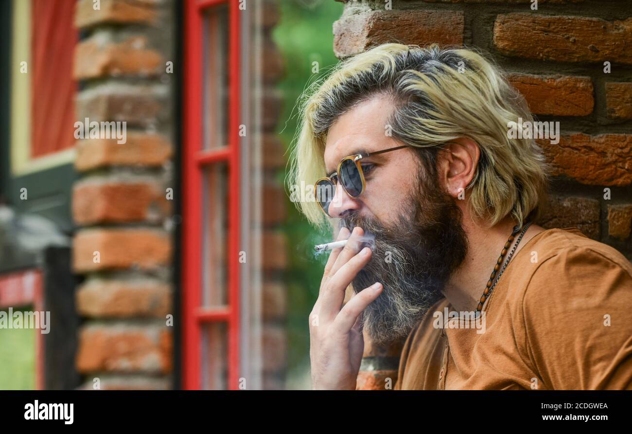 Puff bad e hi-res stock photography and images - Alamy