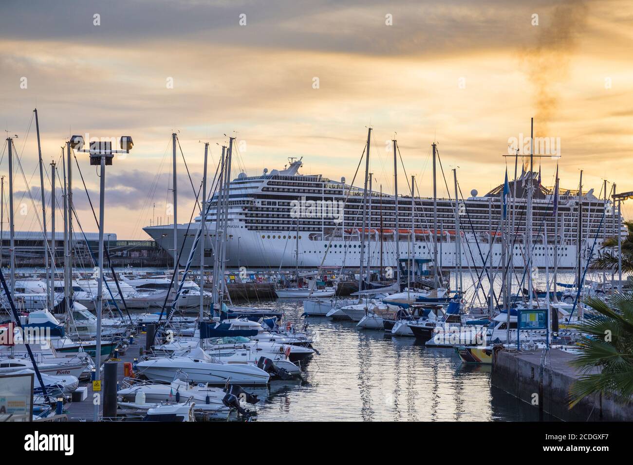 Portugal, Madeira, Funchal, Cruise ship in harbour Stock Photo - Alamy