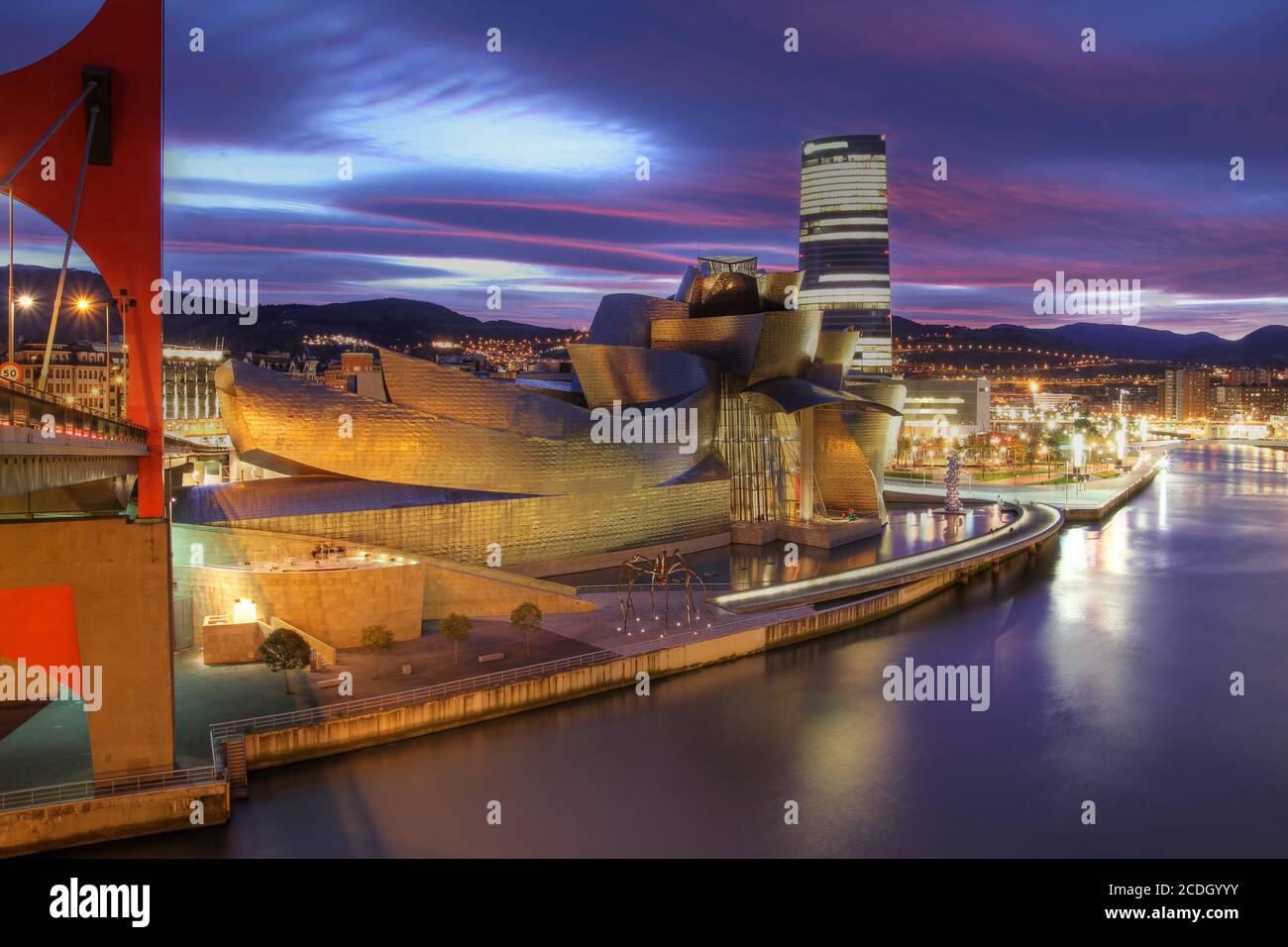 Puente de los principes de espana hi-res stock photography and images ...