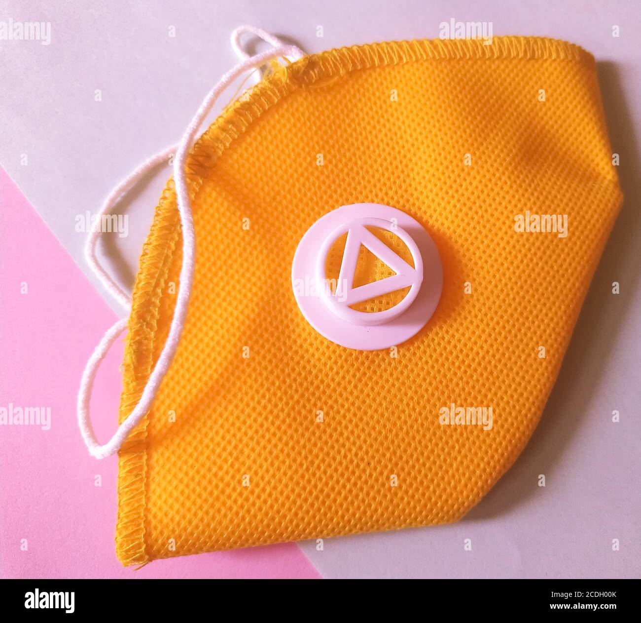 Safety respiratory hi-res stock photography and images - Alamy