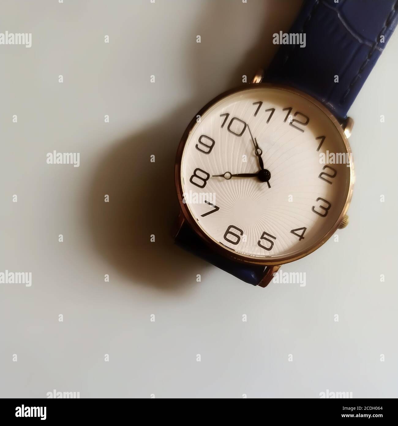 Work watch hi-res stock photography and images - Alamy