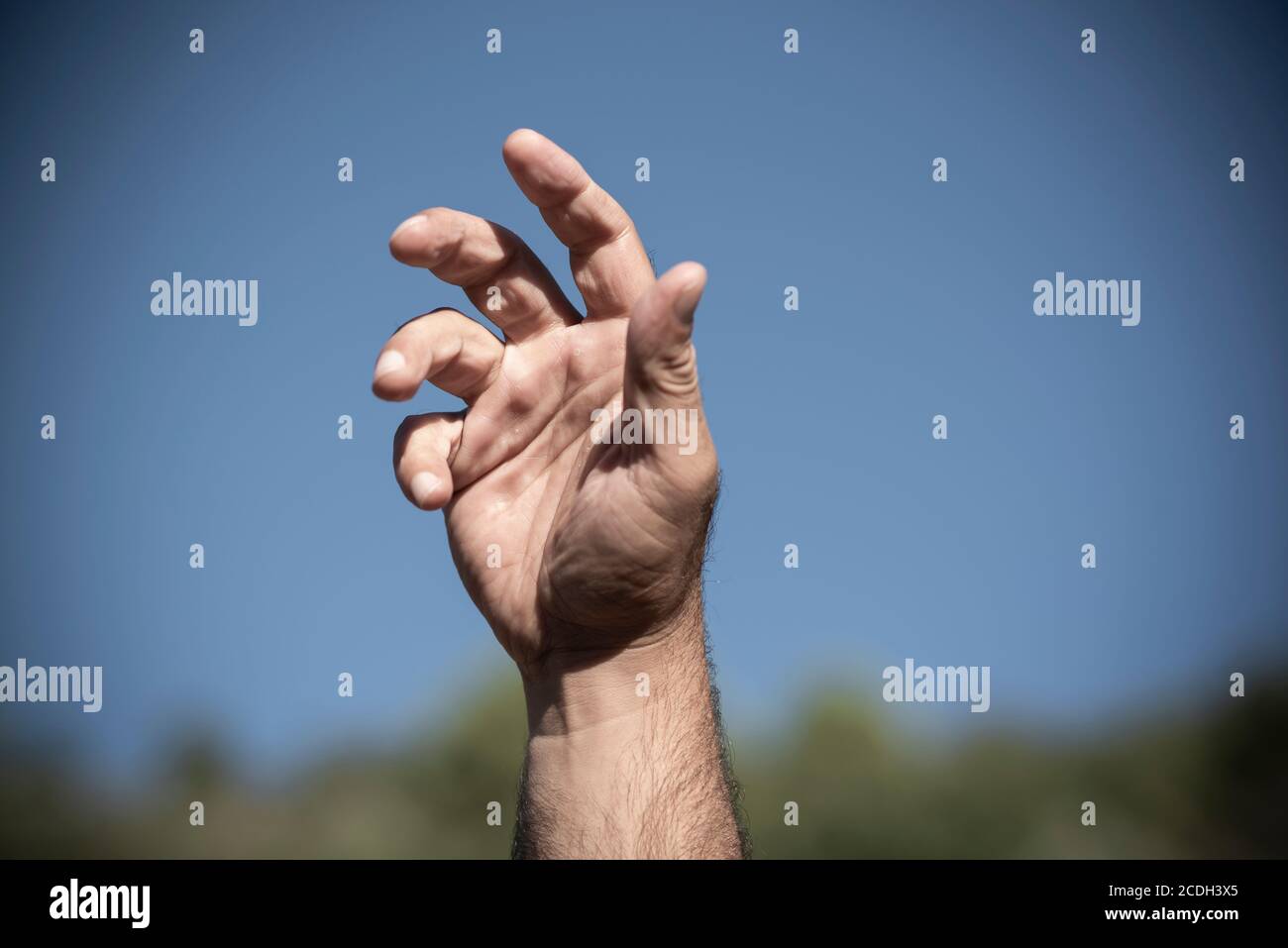 Hand male close up help hi-res stock photography and images - Alamy