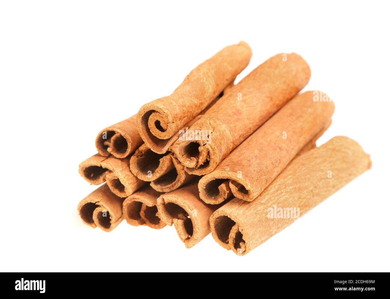 Stack cinnamon sticks on Cut Out Stock Images & Pictures - Alamy