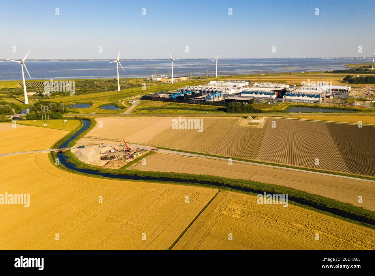 Data center in eemshaven groningen hi-res stock photography and images ...