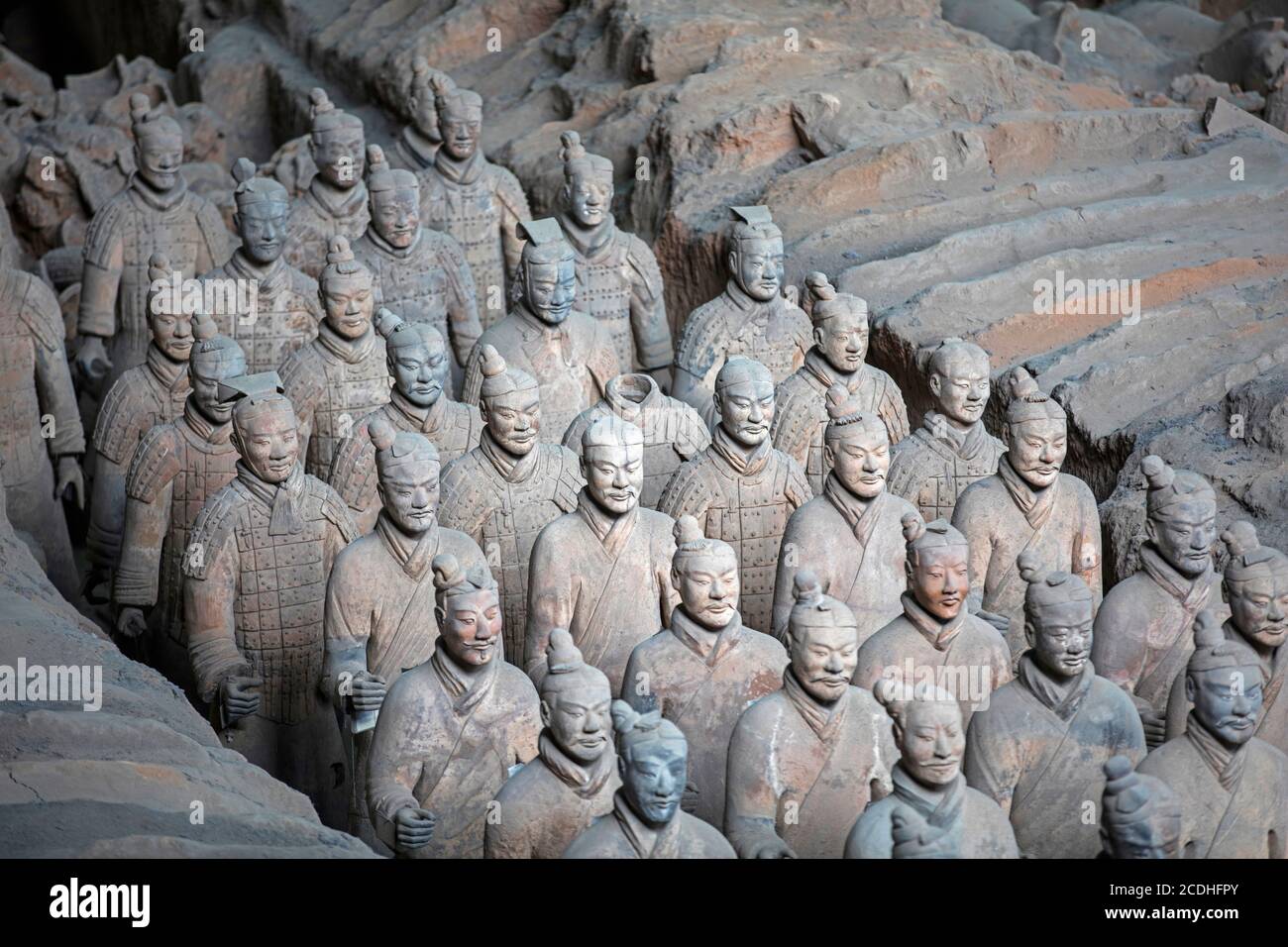 Terracotta Army, sculptures of soldiers depicting the armies of Qin Shi ...