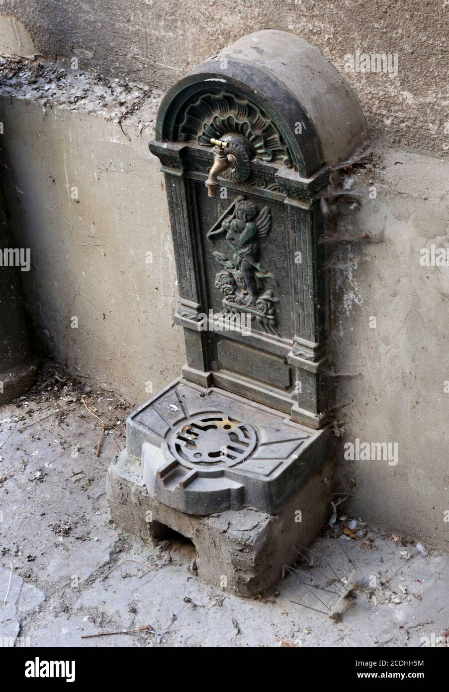 Ancient tap hi-res stock photography and images - Alamy