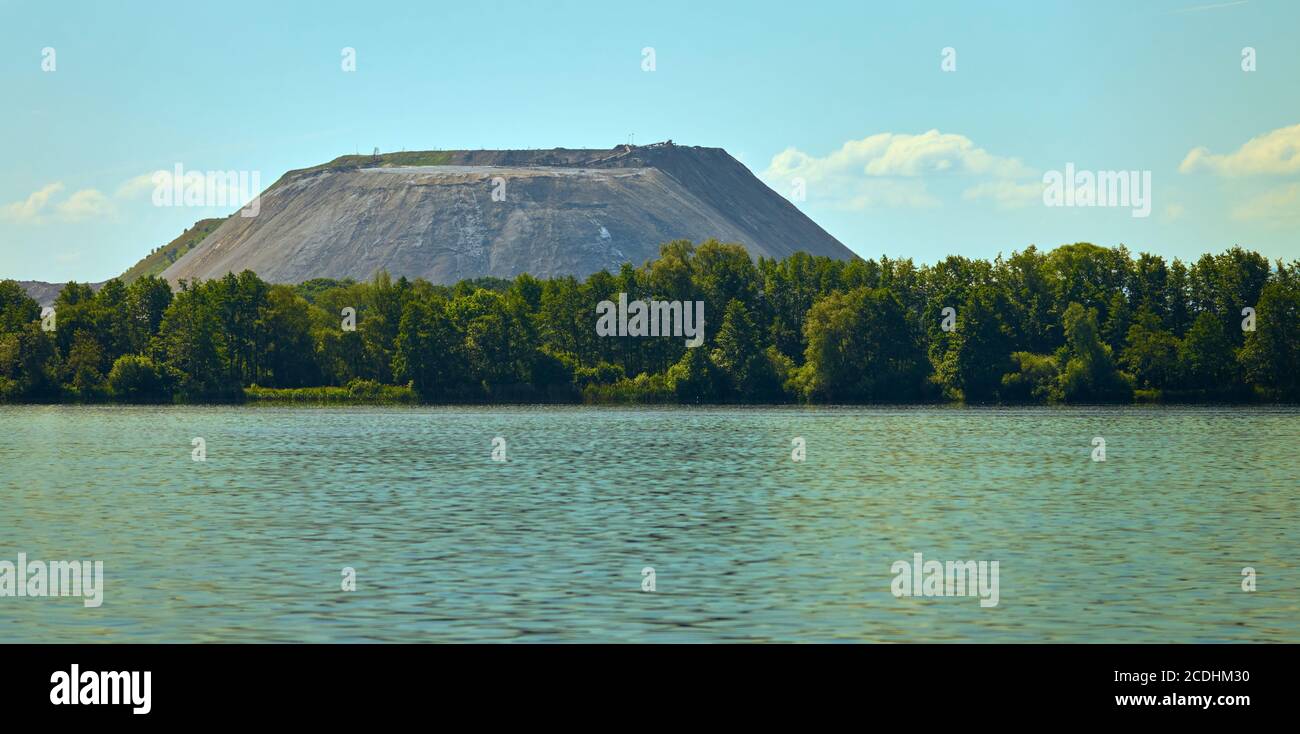 Spoil dump hi-res stock photography and images - Alamy