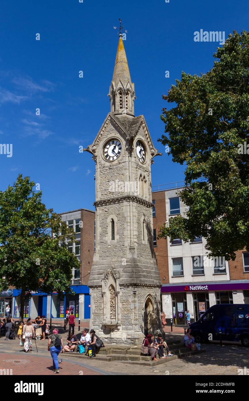 Aylesbury town centre hi-res stock photography and images - Alamy