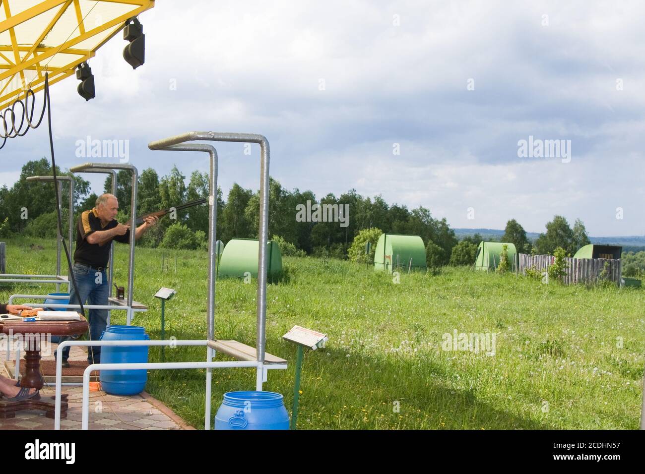 Skeet hi-res stock photography and images - Alamy